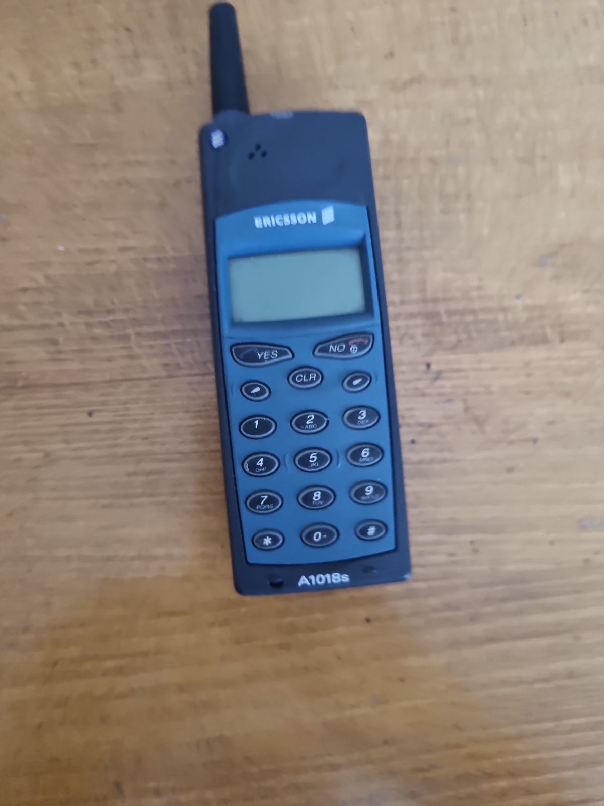 Mobitel ERICSSON A1018s