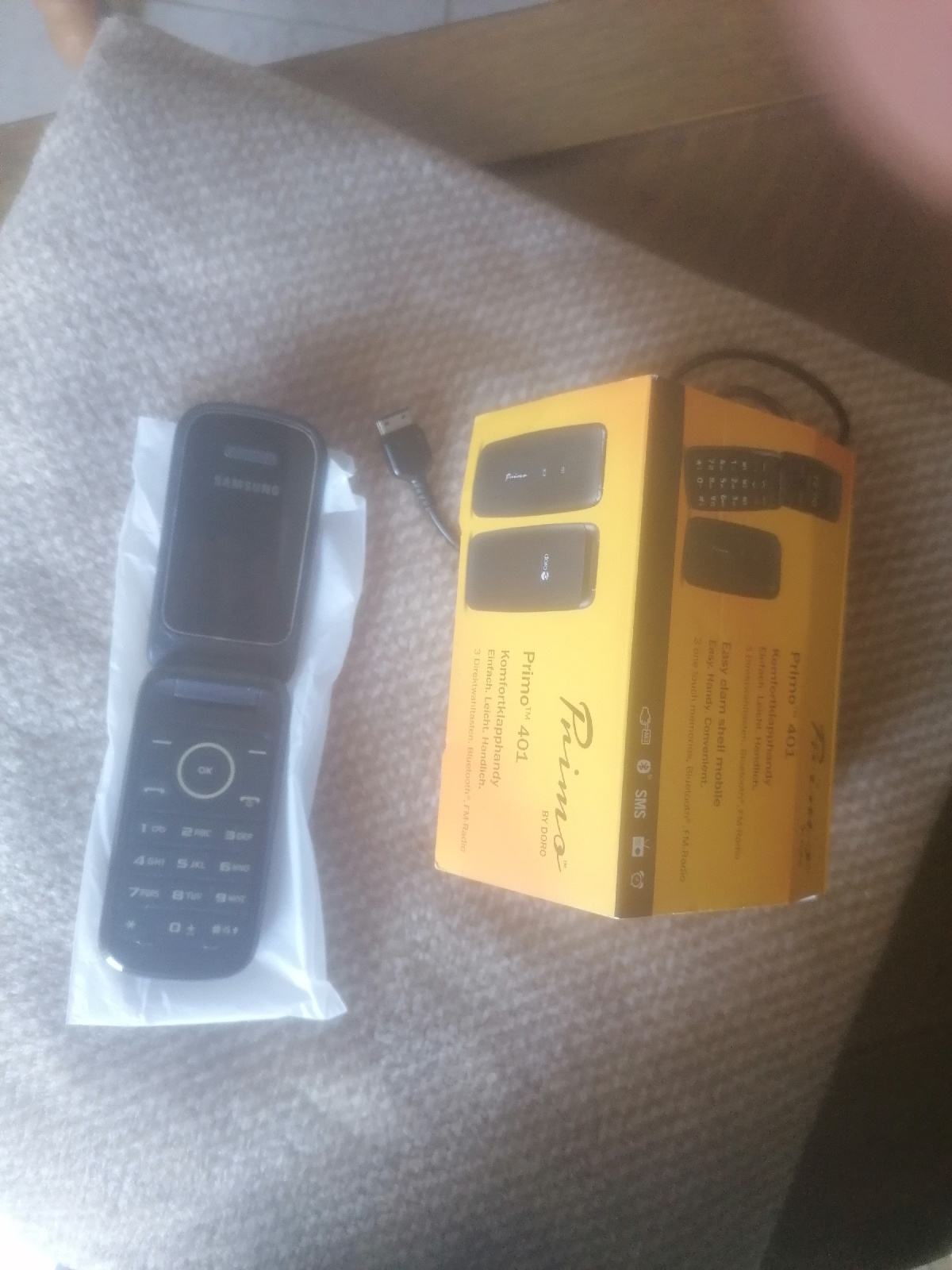 Mobitel Samsung primo 401