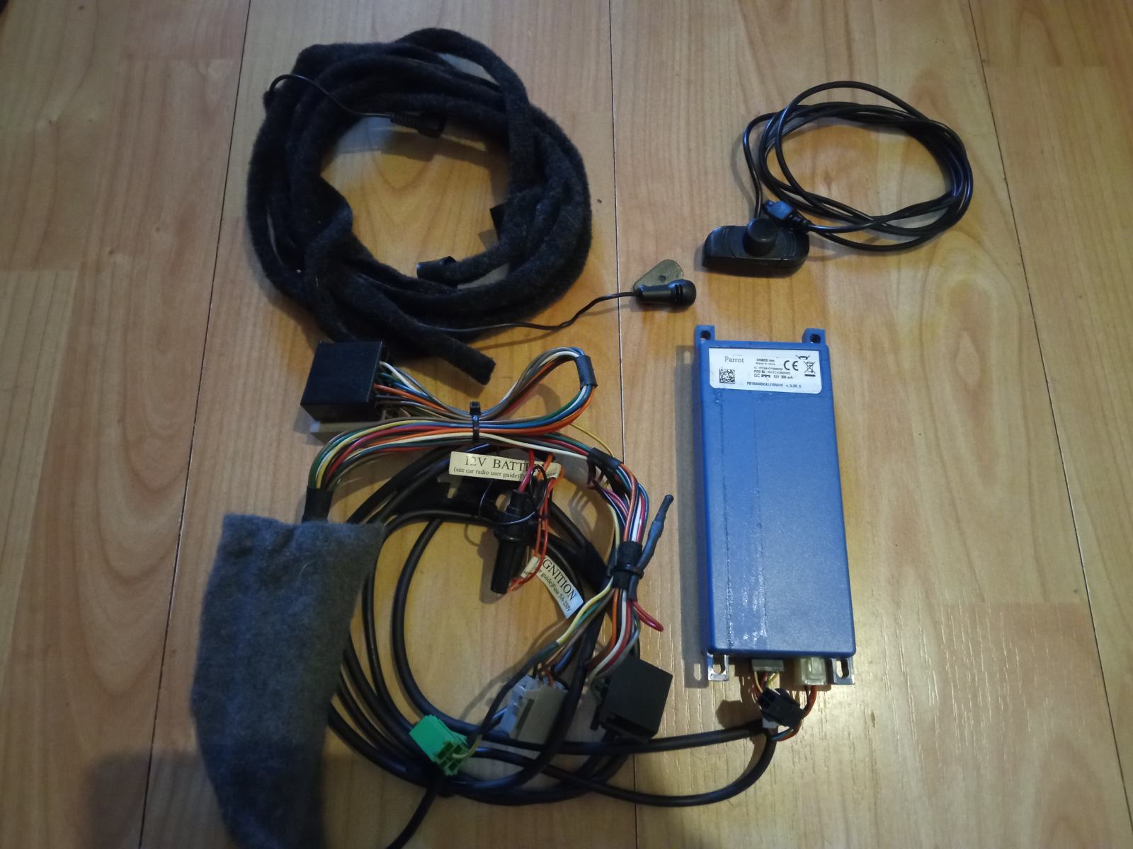 Parrot CK3000 handsfree bluetooth