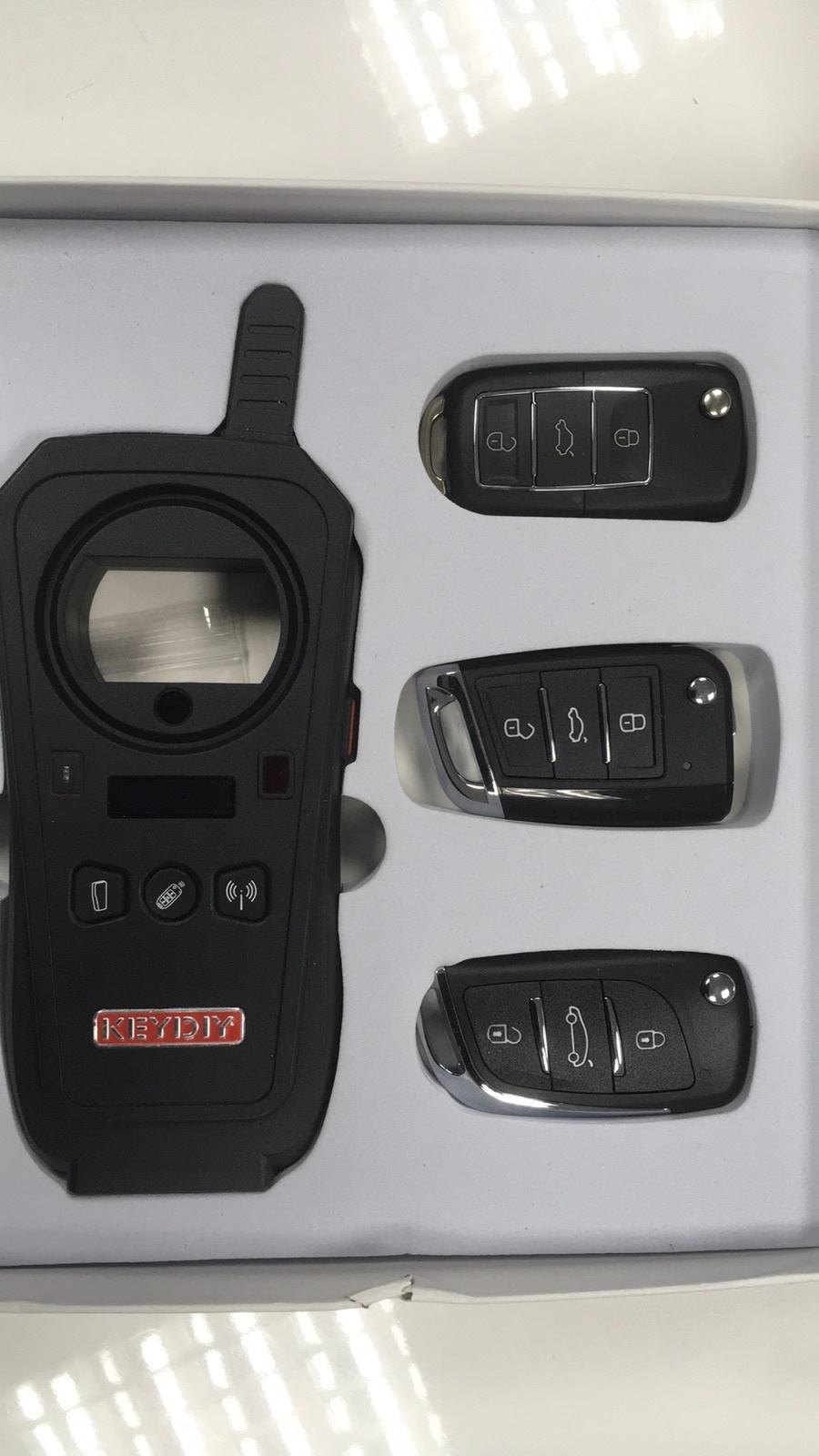 Uredaj za kodiranje auto ključeva KEYDIY KD-X2