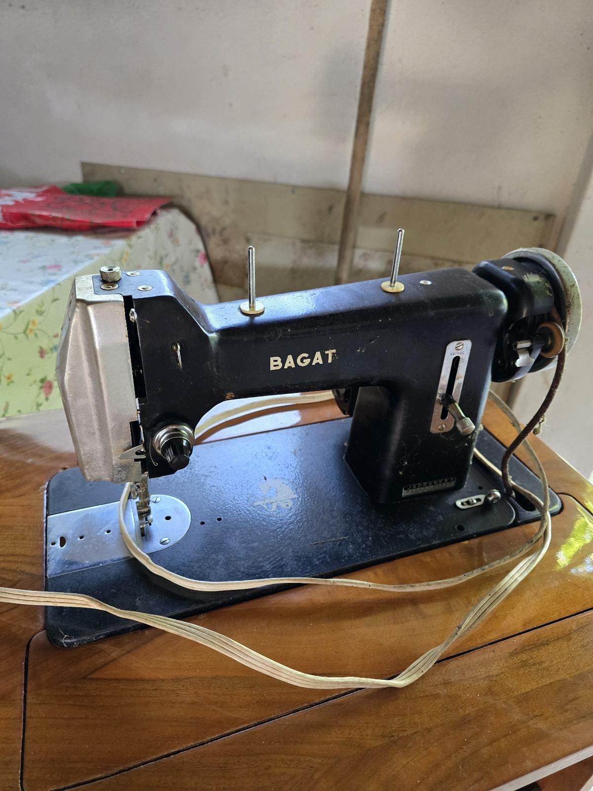 Bagat šivaća mašina