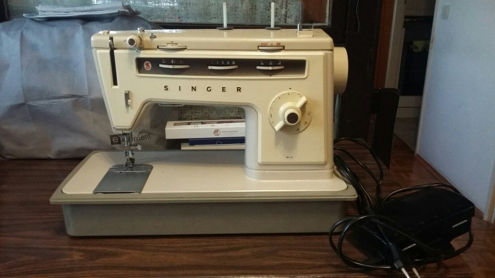 SINGER 514 šivaća mašina 195