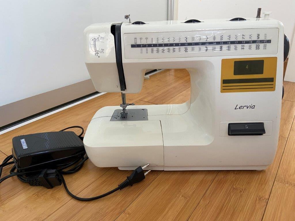 Šivaća mašina Lervia KH 4001