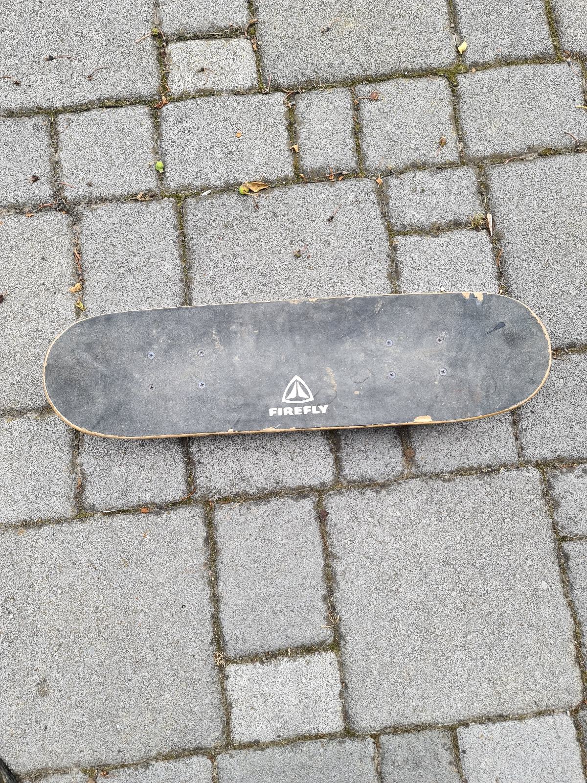 Skateboard Firefly