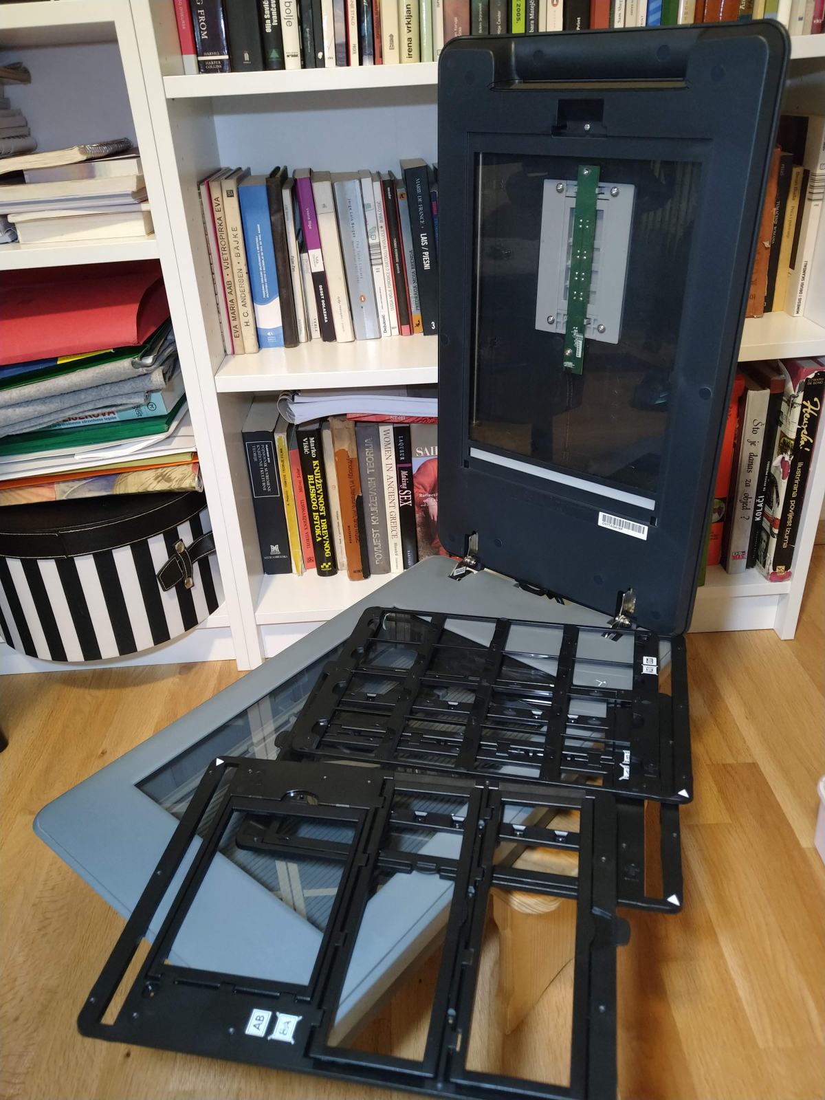 HP Scanjet G4000 skener za film