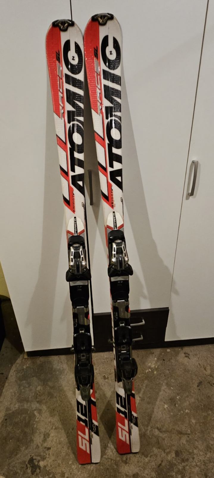 Atomic SL12 skije