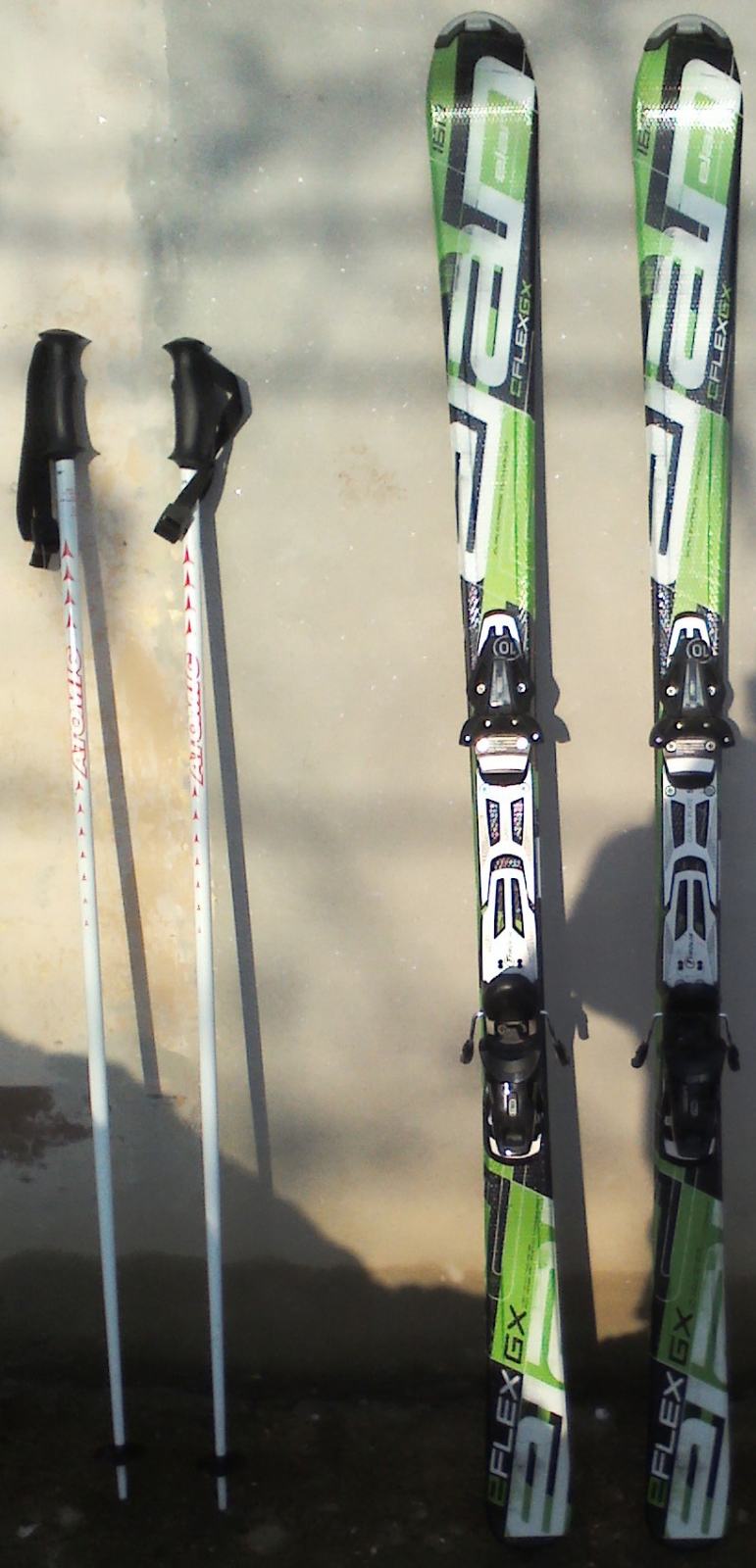 SKI SET E FLEX GX + EL 10 (skije i vezovi) & PANCERICE, ŠTAPOVI