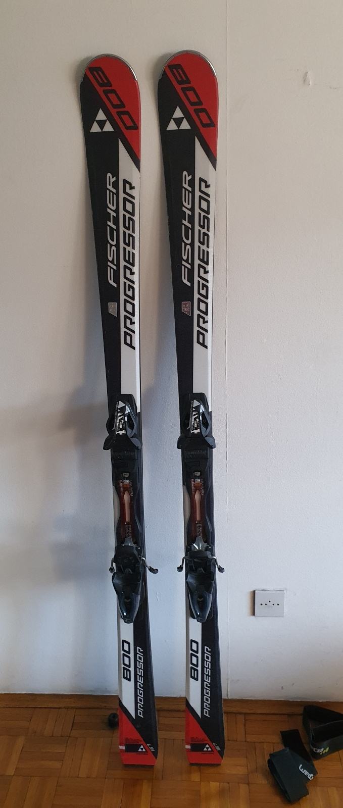 Skije Fischer Progressor 800