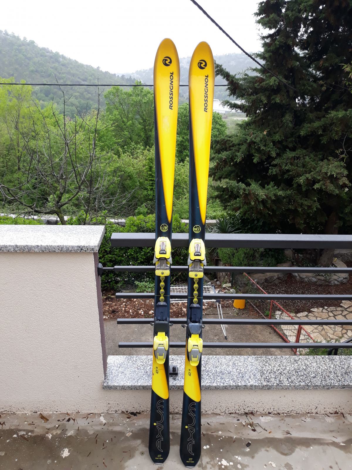 Skije Rossignol Axium 177cm s Marker BioTech vezovima, super stanje.