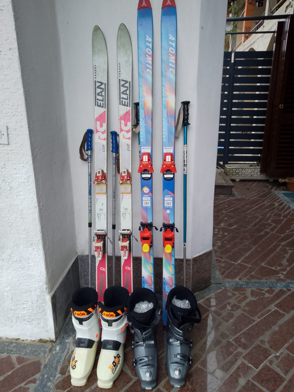 Skije, vezovi i pancerice