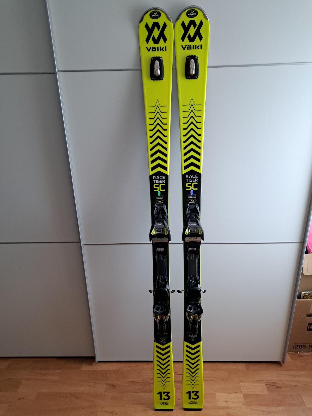 Skije Volkl Racetiger SC,model 2022