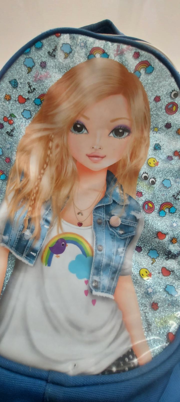 Top model, školska torba