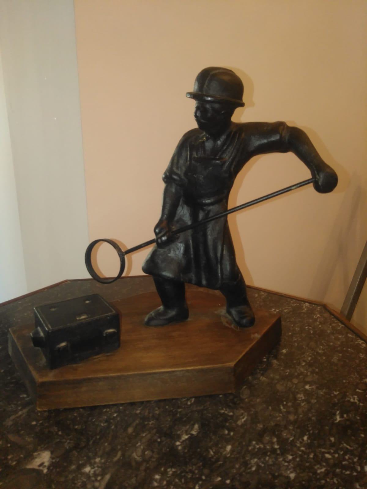 Stari veliki odljev u bronci