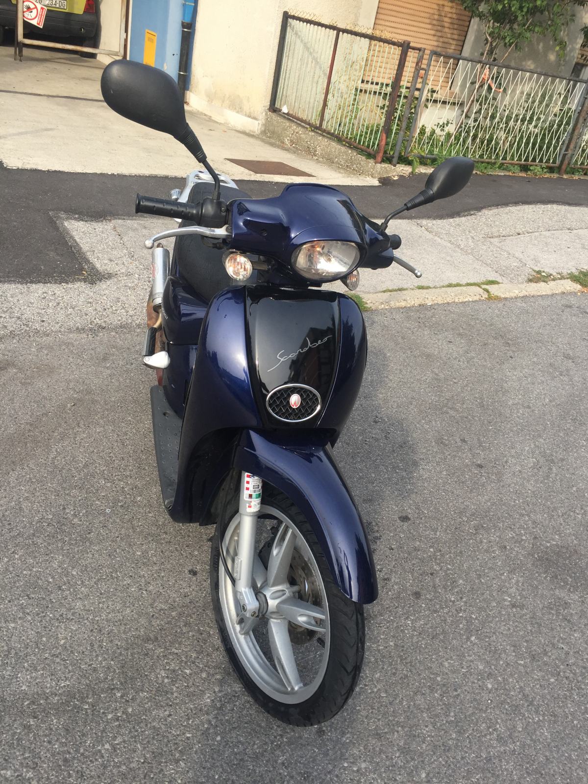 Aprilia Scarabeo 50 piaggio 49 cm3, 2007 god.