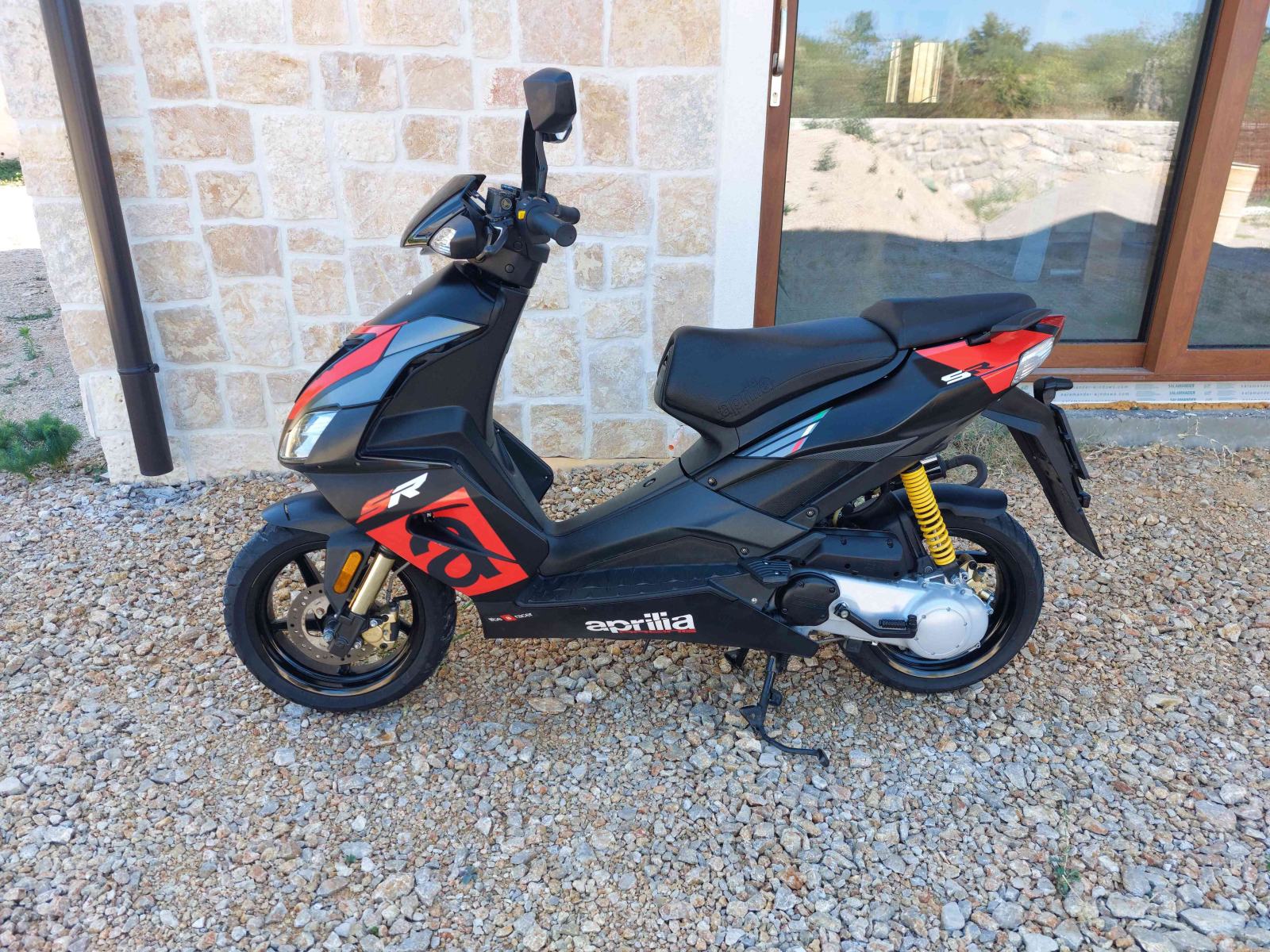 Aprilia SR 50R 2T, 2018 god.