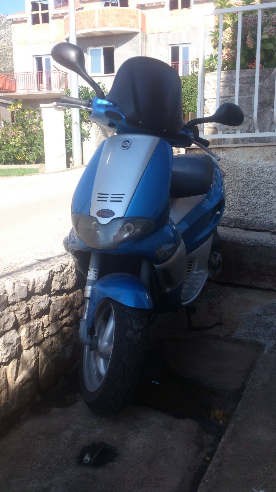 Gilera runner 50 cm3, 1998 god.