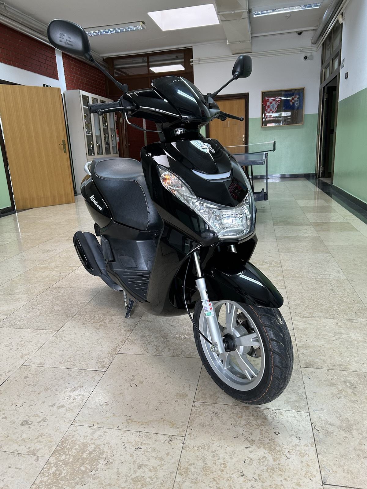 Peugeot KISBEE 50 ccm, 2019 god.