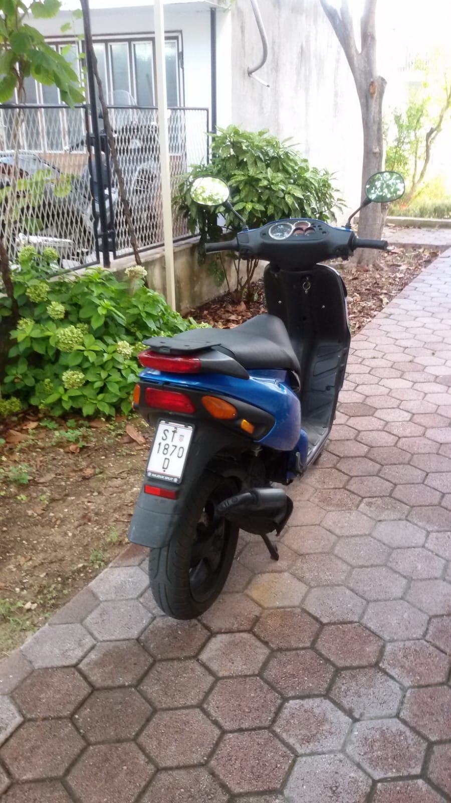 Piaggio Energy 49 cm3, 2002 god.