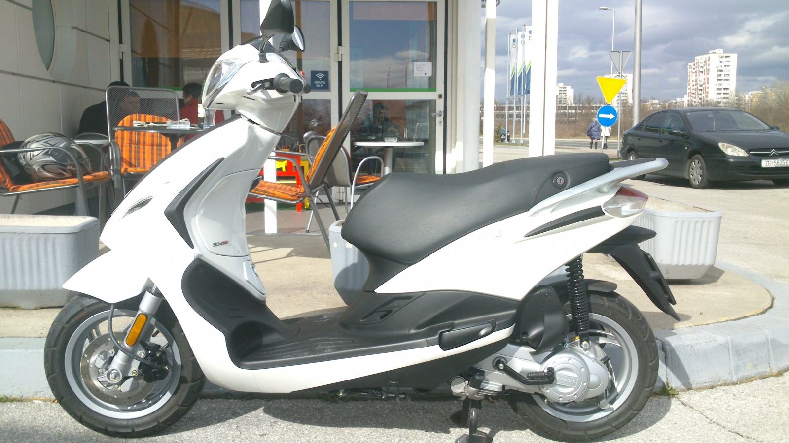 Piaggio New Fly 50 cm3, 2013 god.