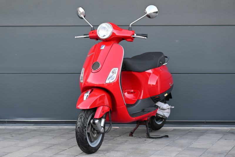 Piaggio VESPA LX 50 2T 49 cm3, 2010 god.