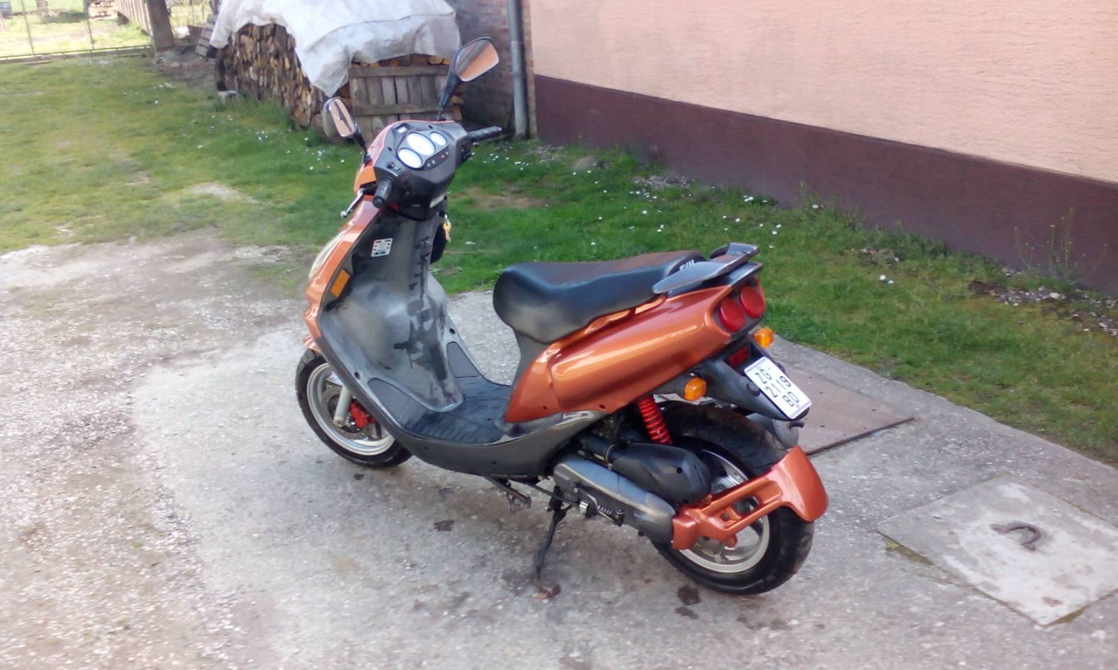 Sym Jet euro X prva reg.2005, 2004 god.