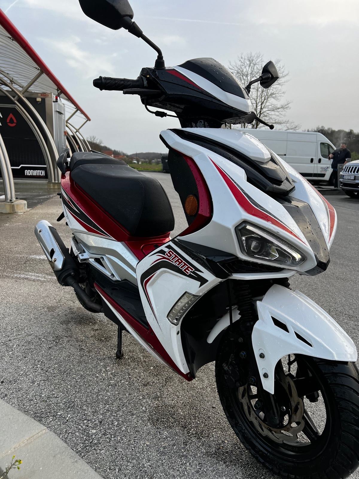 ZNEN F11 50 cm3, 2021 god.