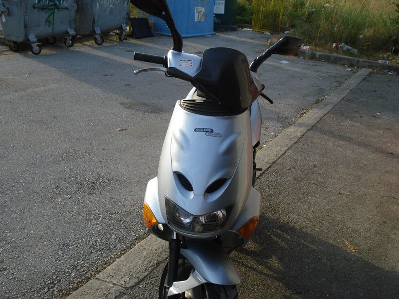 Aprilia 150 SR 150 cm3, 2001 god.