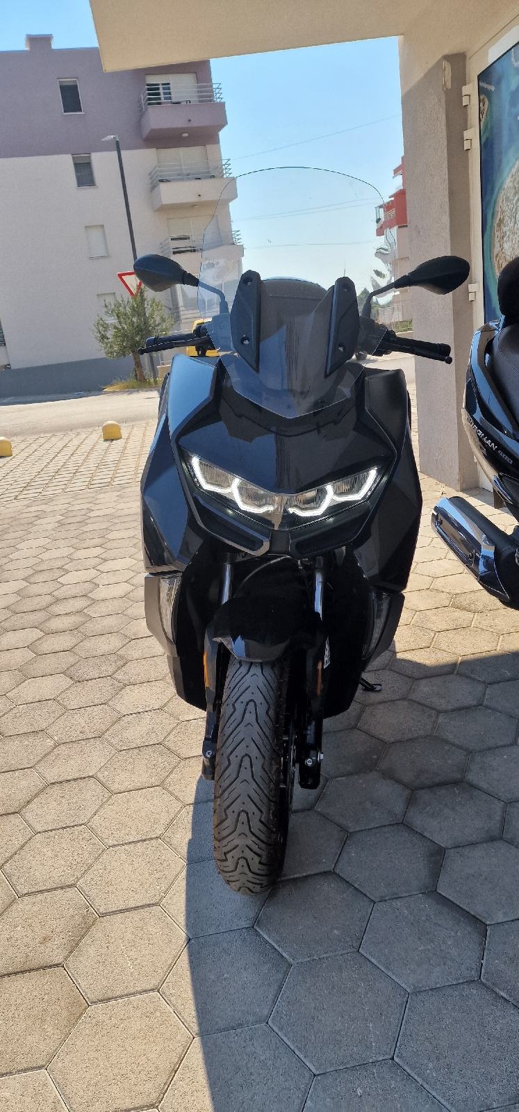 BMW C400 GT 350 cm3, 2019 god.