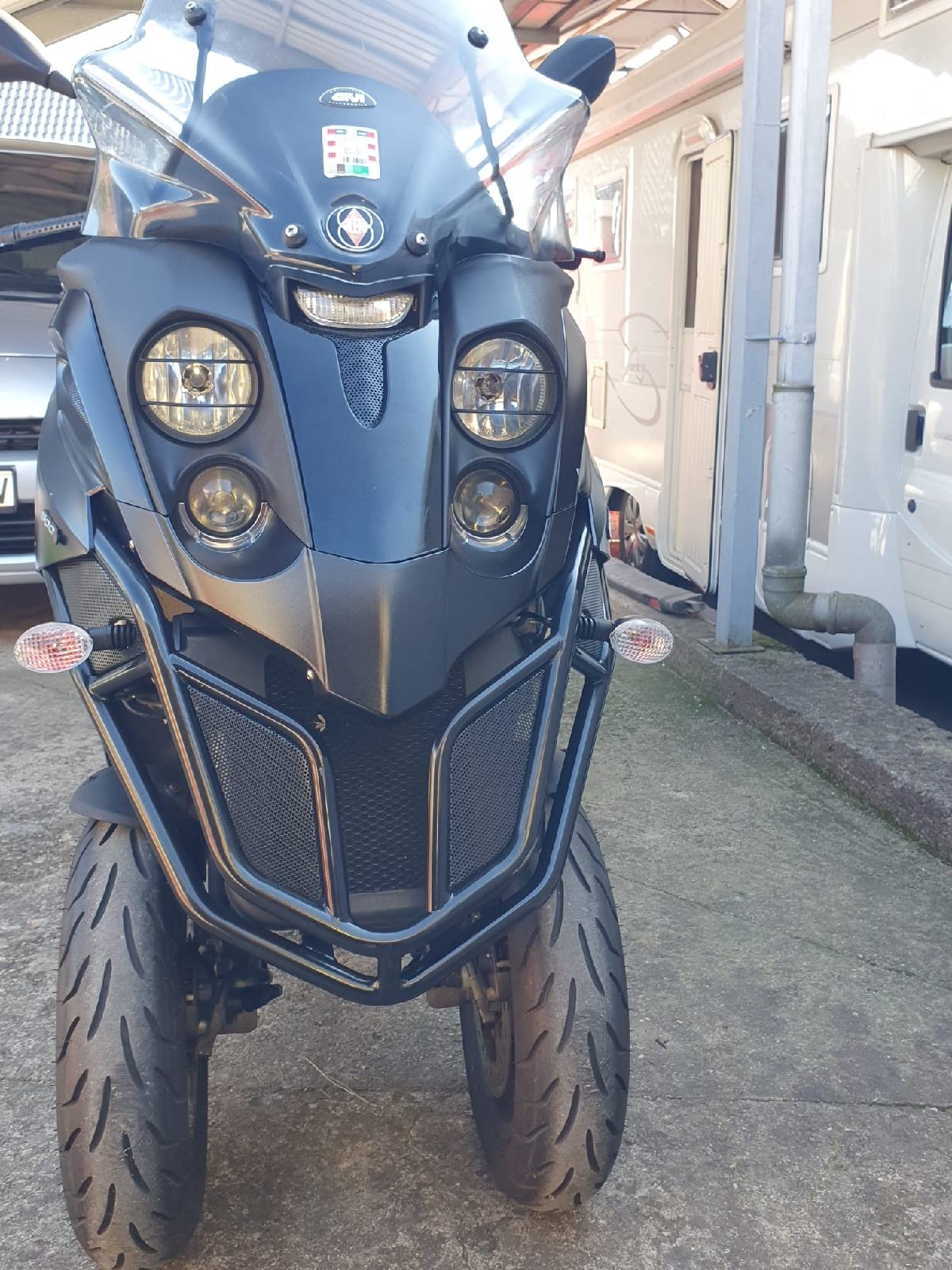 Gilera FUOCO 500 ie Akrapović, 2008 god.