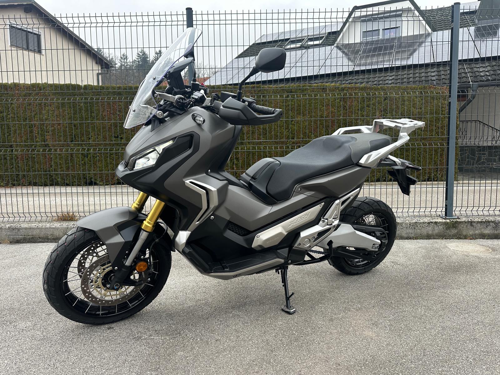 Honda ADV X-ADV X ADV 750 745 cm3, 2017 god.