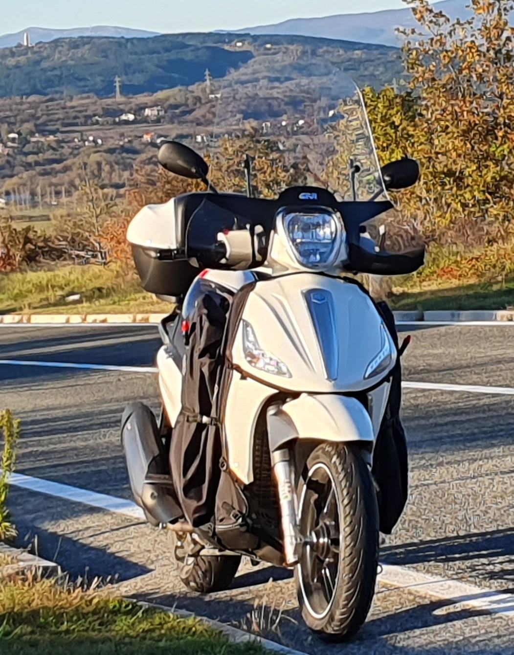 Piaggio beverly 330 cm3, 2017 god.