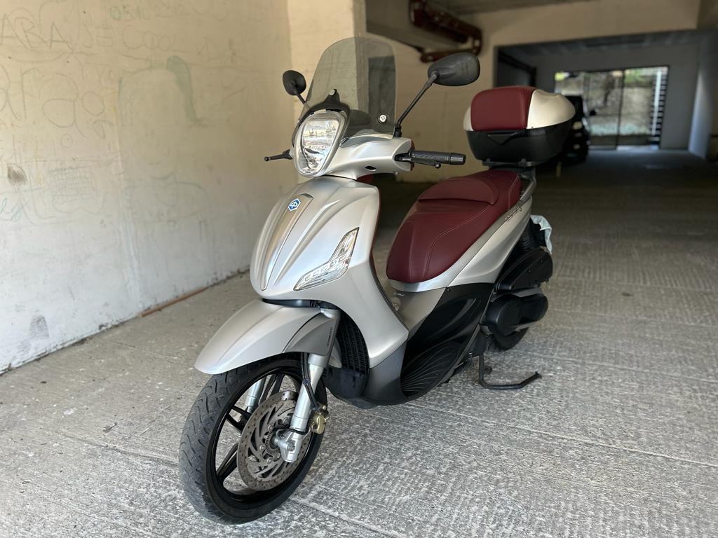 Piaggio Beverly 330 cm3, 2014 god.