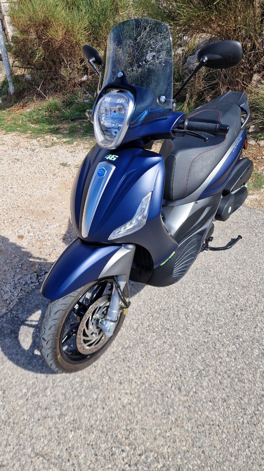 Piaggio Beverly 330 cm3, 2020 god.