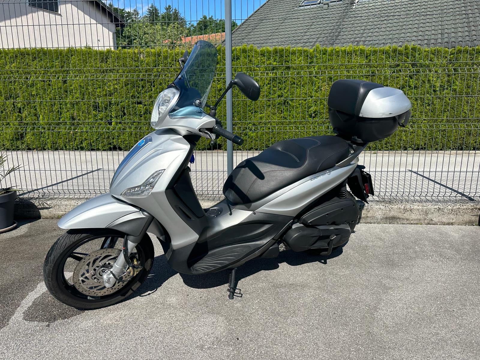Piaggio BEVERLY 350 330 cm3, 2019 god.