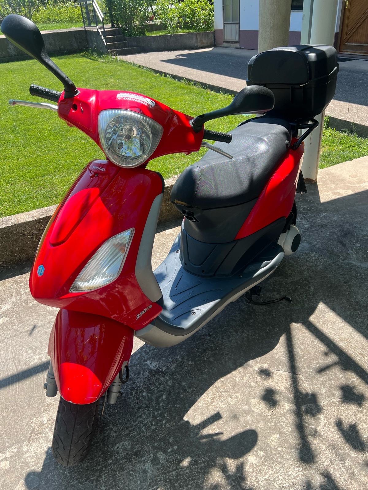 Piaggio Fly 150 cm3, 2005 god.