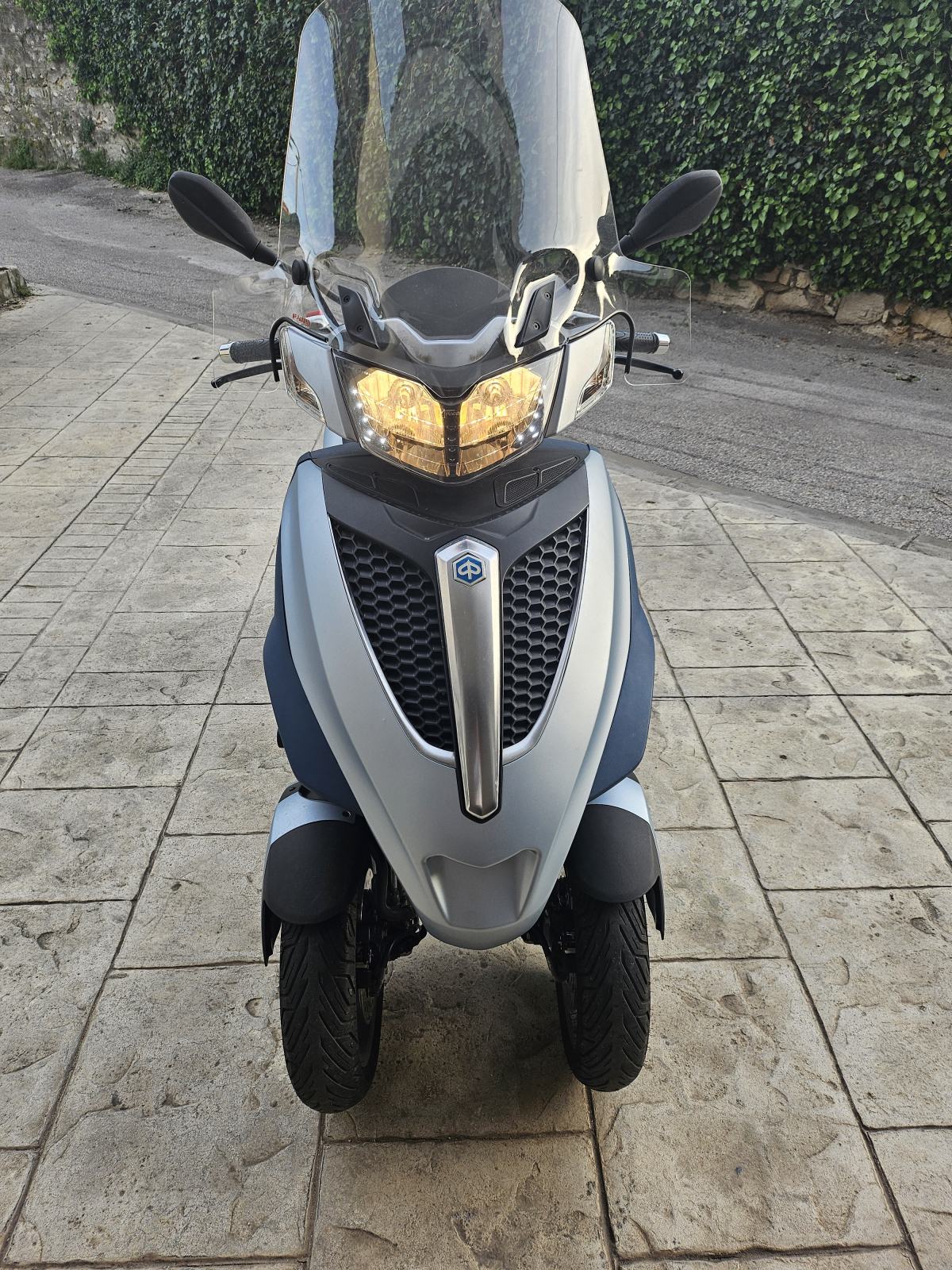 Piaggio MP 3 Yourban, 2012 god.