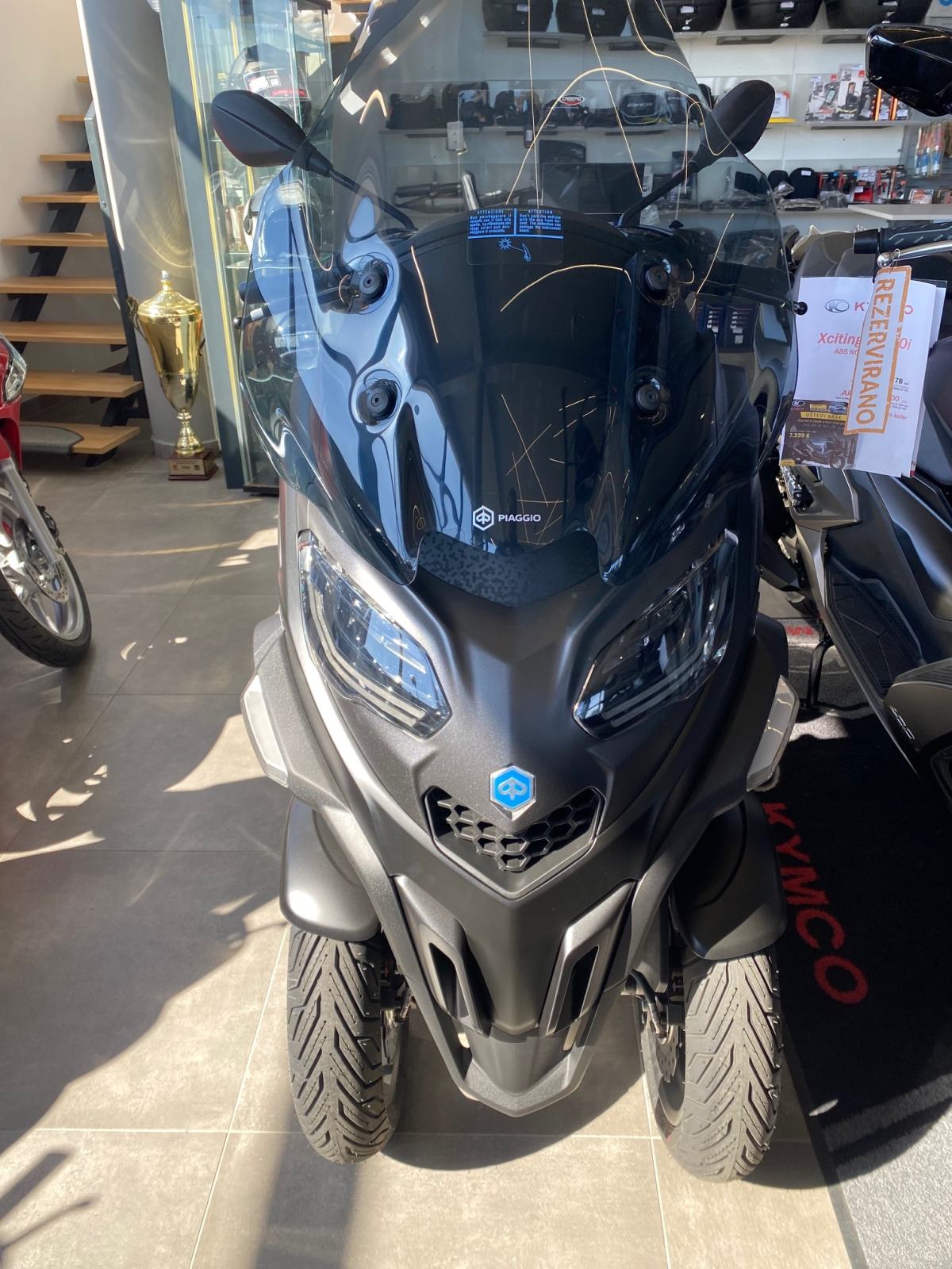 Piaggio MP3 530 Exclusive 530 cm3, 2023 god.