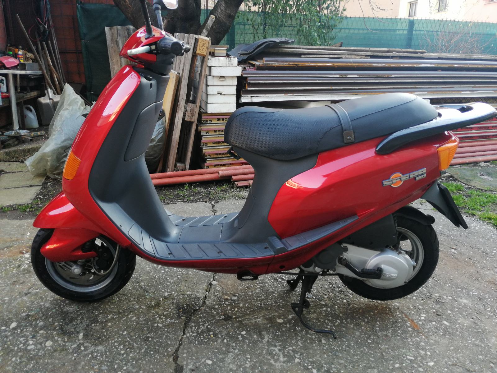 Piaggio Sfera 80, 3700km, 1996 god.