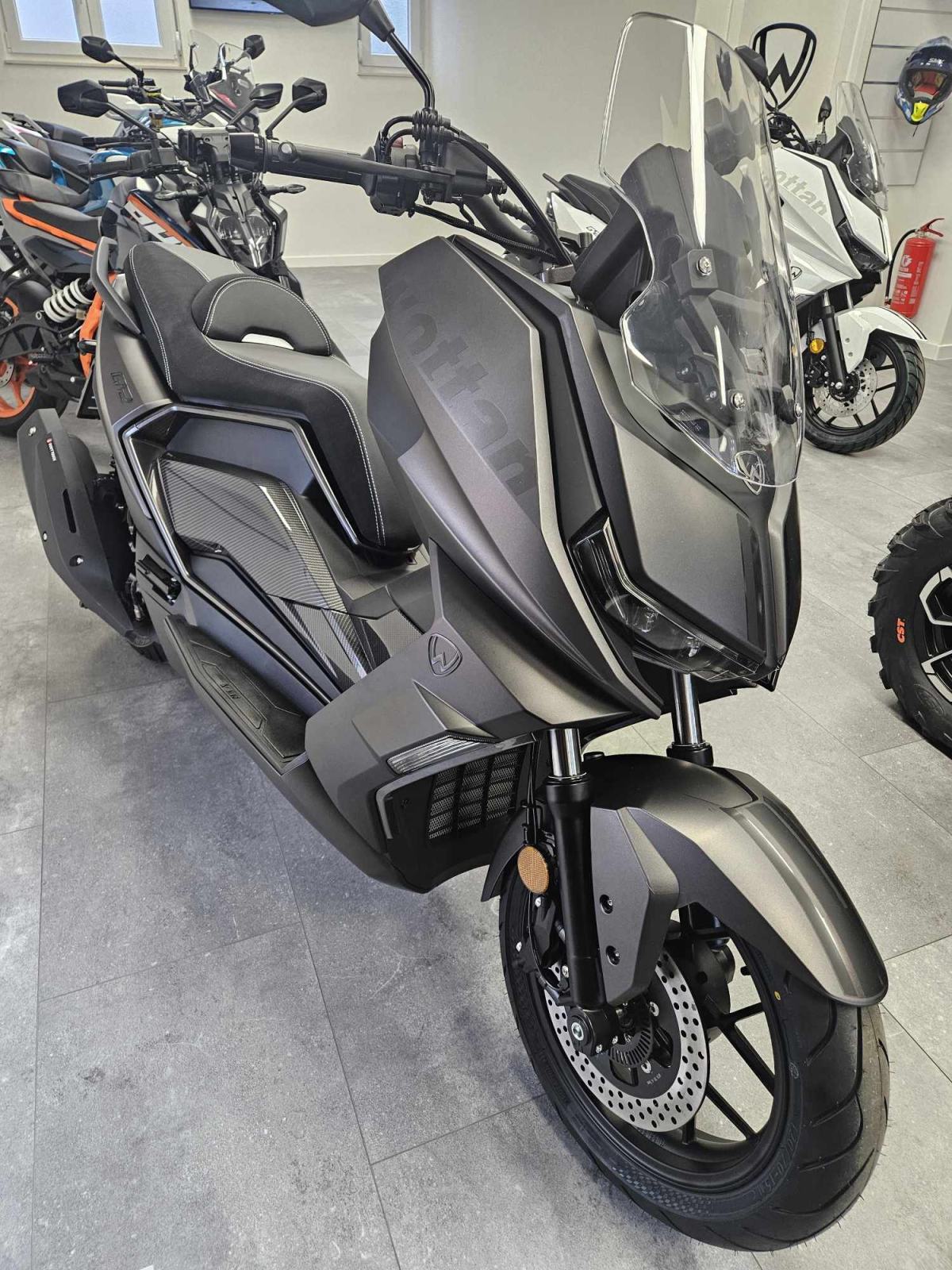 Wottan Motor GT2 300 NOVI MODEL 2025, 2025 god.