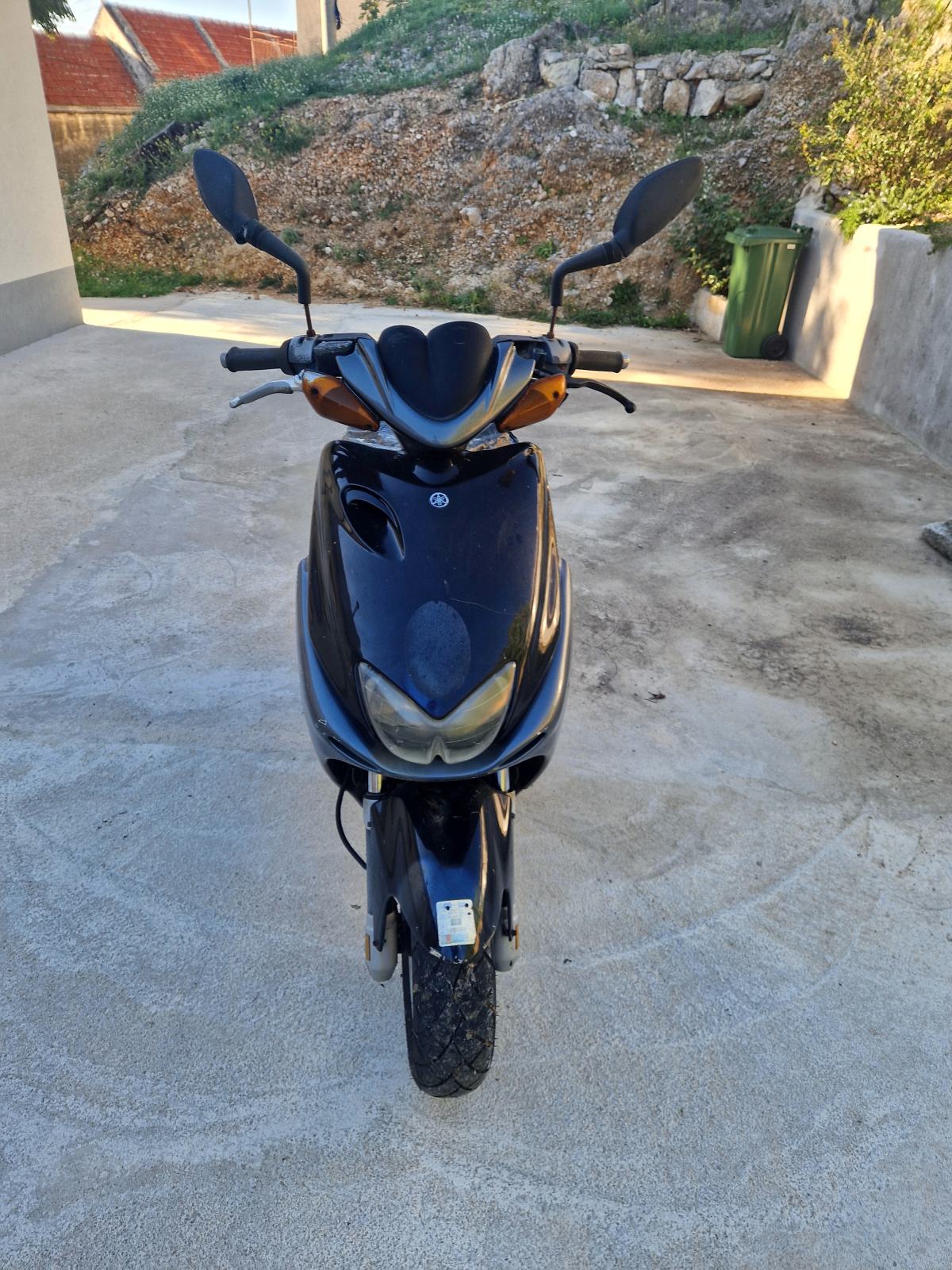 Yamaha Arox 100 cm3, 2003 god.