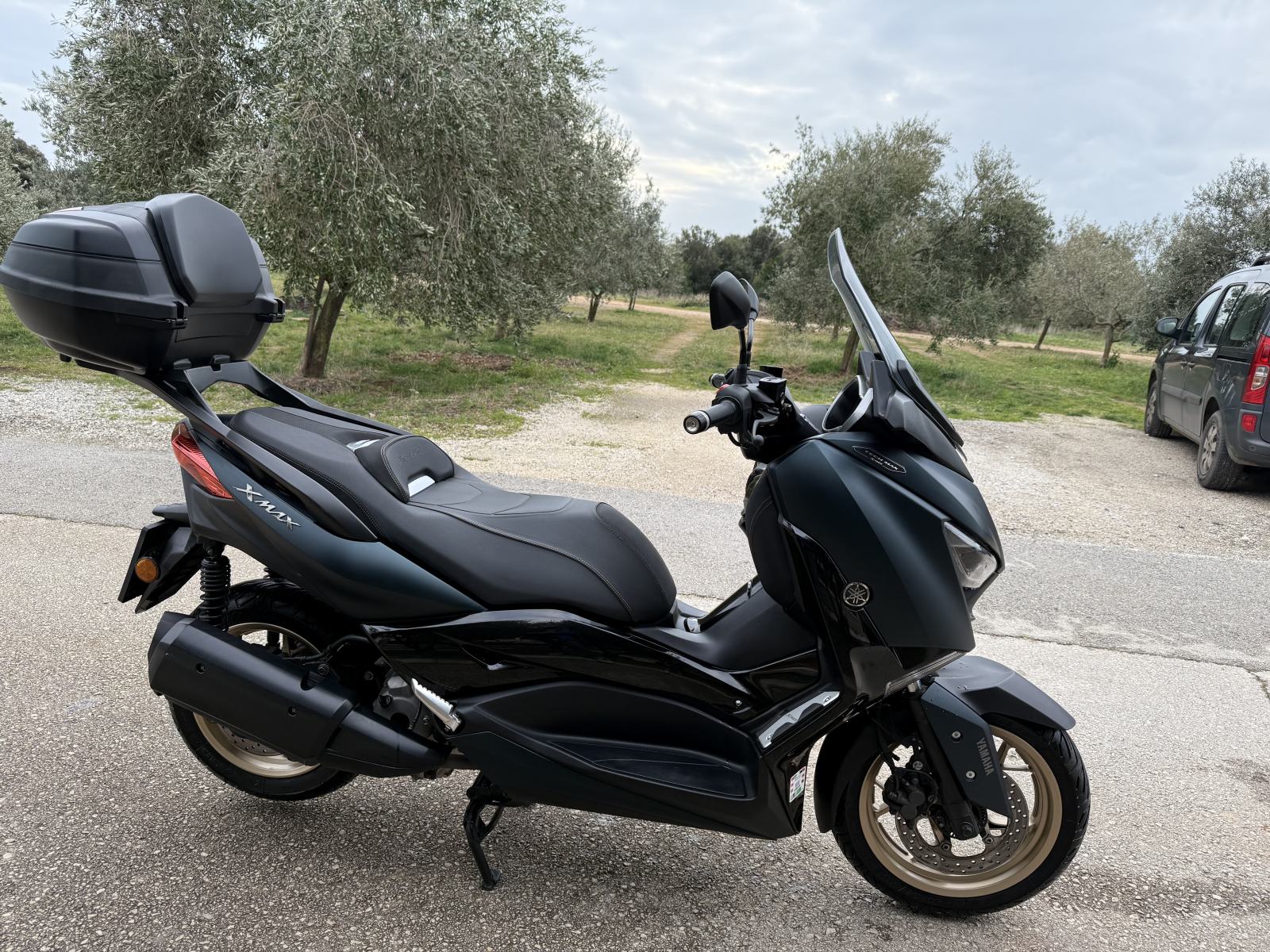 Yamaha X Max 300 Tech Max 300 cm3, 2022 god.