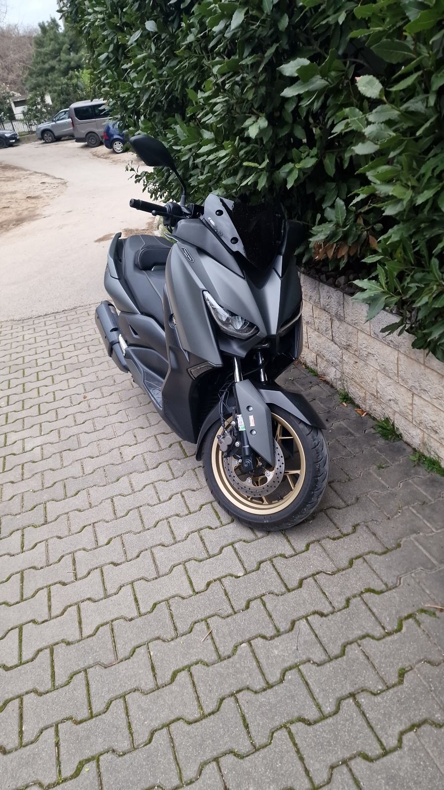 Yamaha XMAX TechMax 300 300 cm3, 2020 god.
