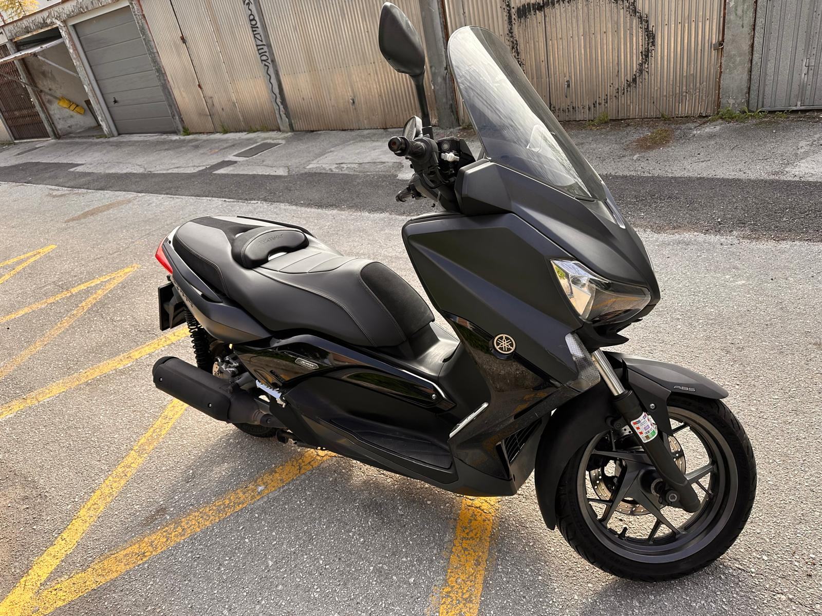 Yamaha Xmax Iron 250 cm3, 2016 god.