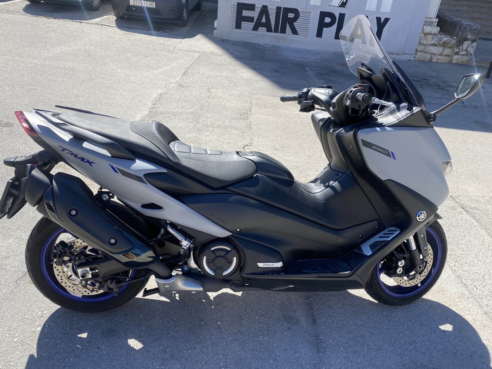 Yamaha Yamaha Tmax 2021 560 cm3, 2021 god.