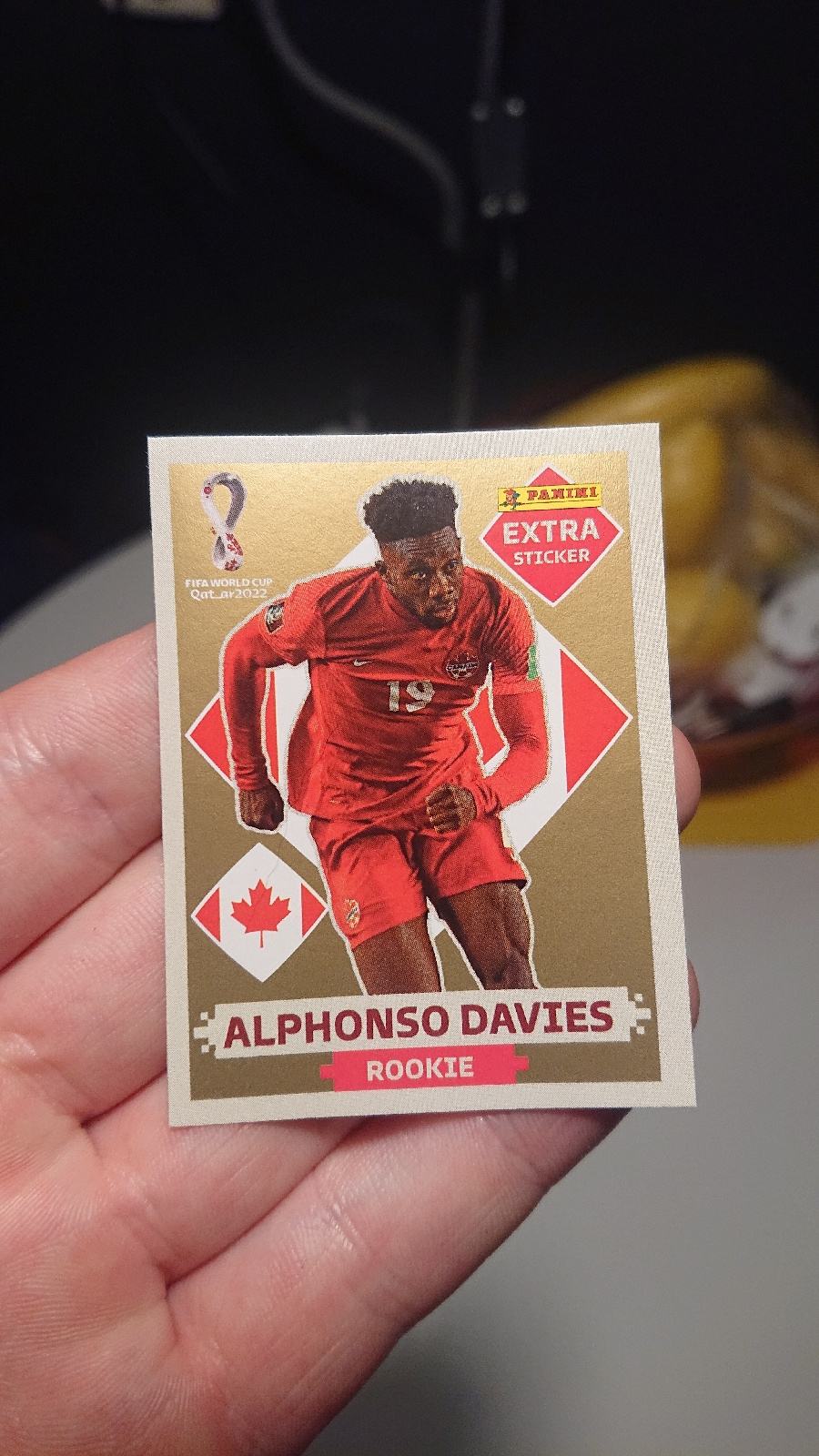 Extra Sticker Panini Alphonso Davies Gold