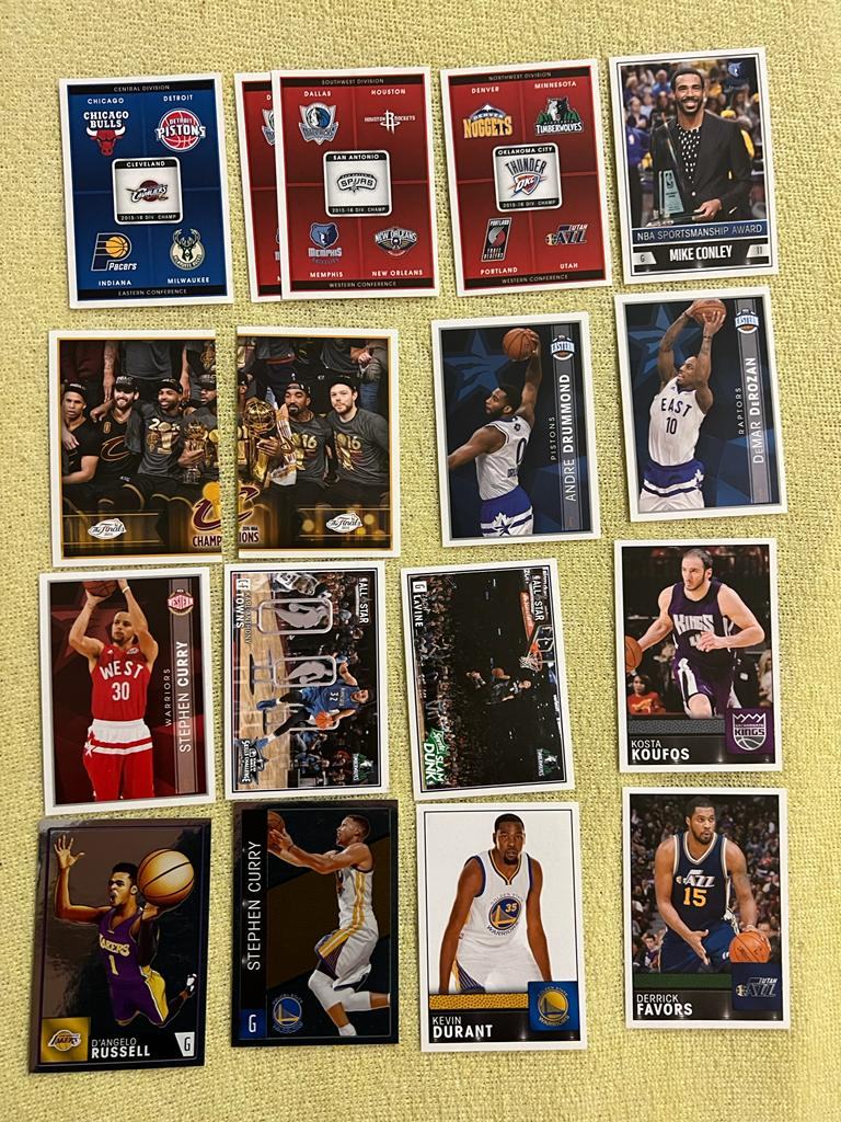 22. NBA 2016 2017 Panini lot slicica