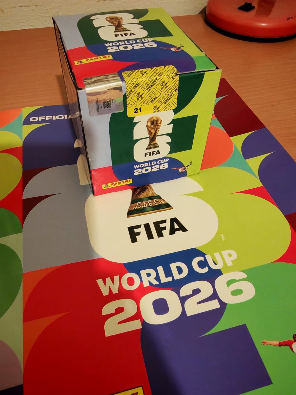 Panini FIFA World Cup 2026 kutija sa 50 paketića, zapakirano