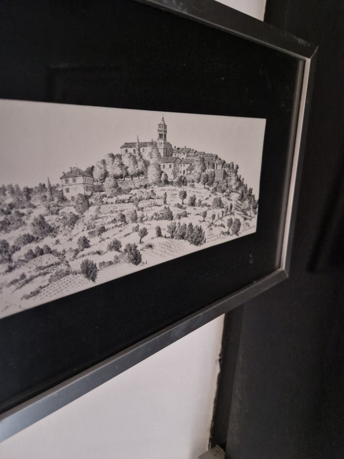 Matija Pokrivka, Hum najmanji grad na svijetu.