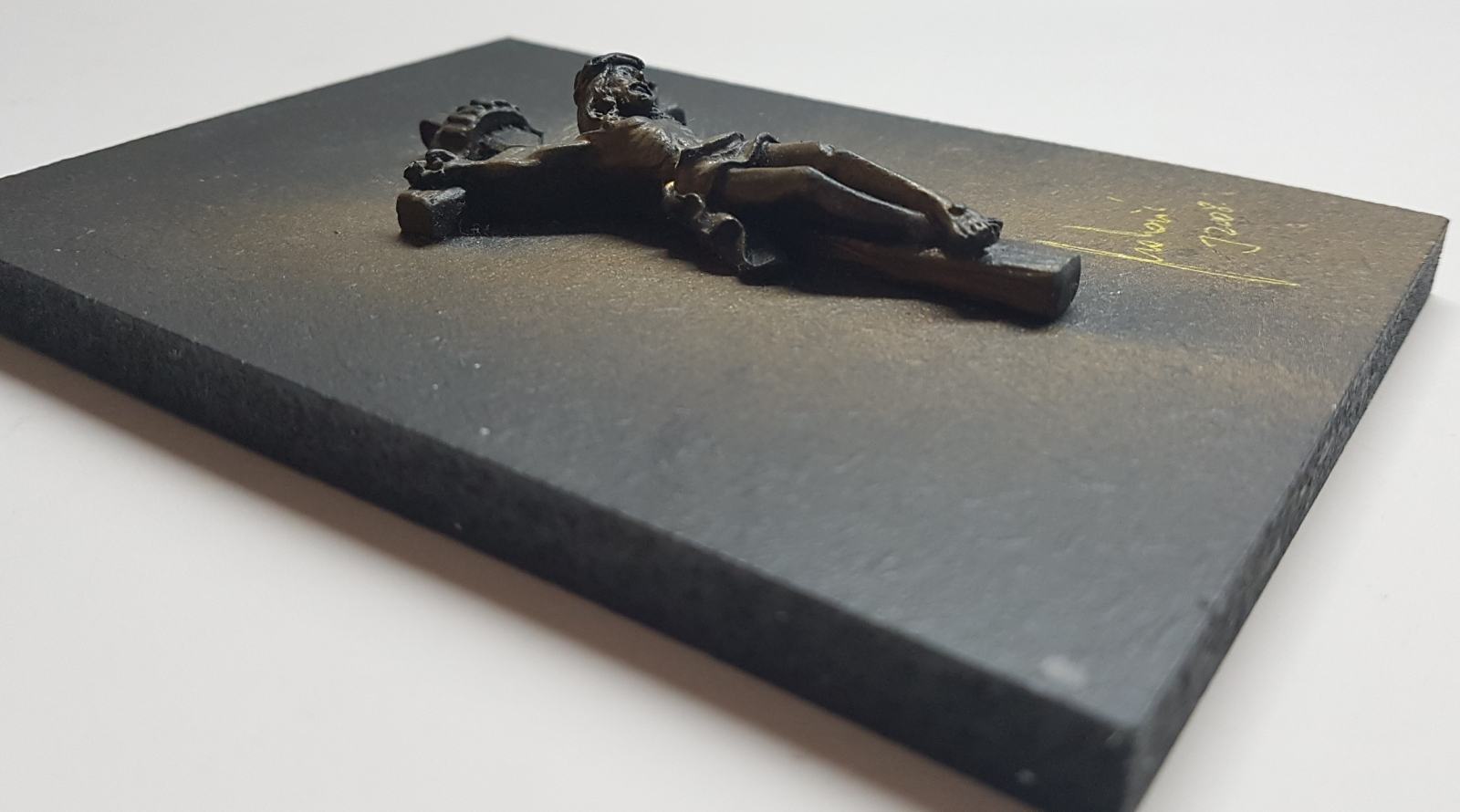 SAKRALNA MALA SLIKA RASPETI ISUS NA KRIŽU