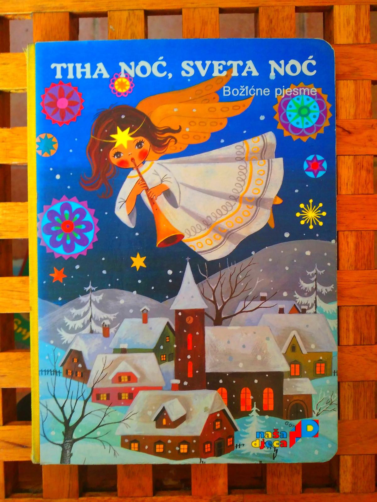 BOŽIĆNE PJESME TIHA NOĆ, SVETA NOĆ NAŠA DJECA 1992